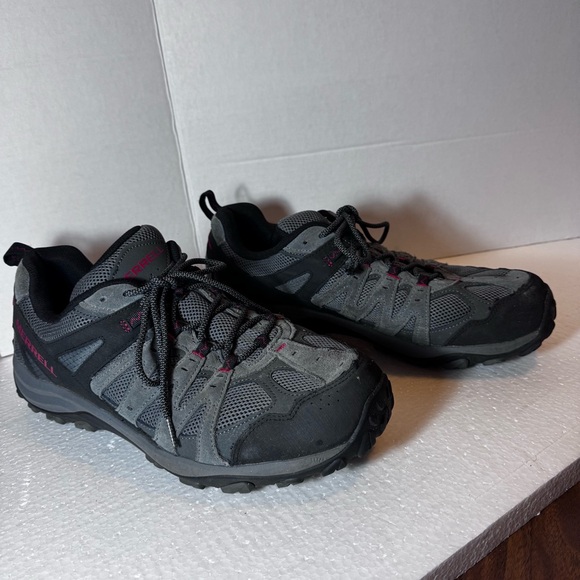 Merrell | Shoes | Merrell Mens 3 W Black And Gray Athletic Shoes | Poshmark